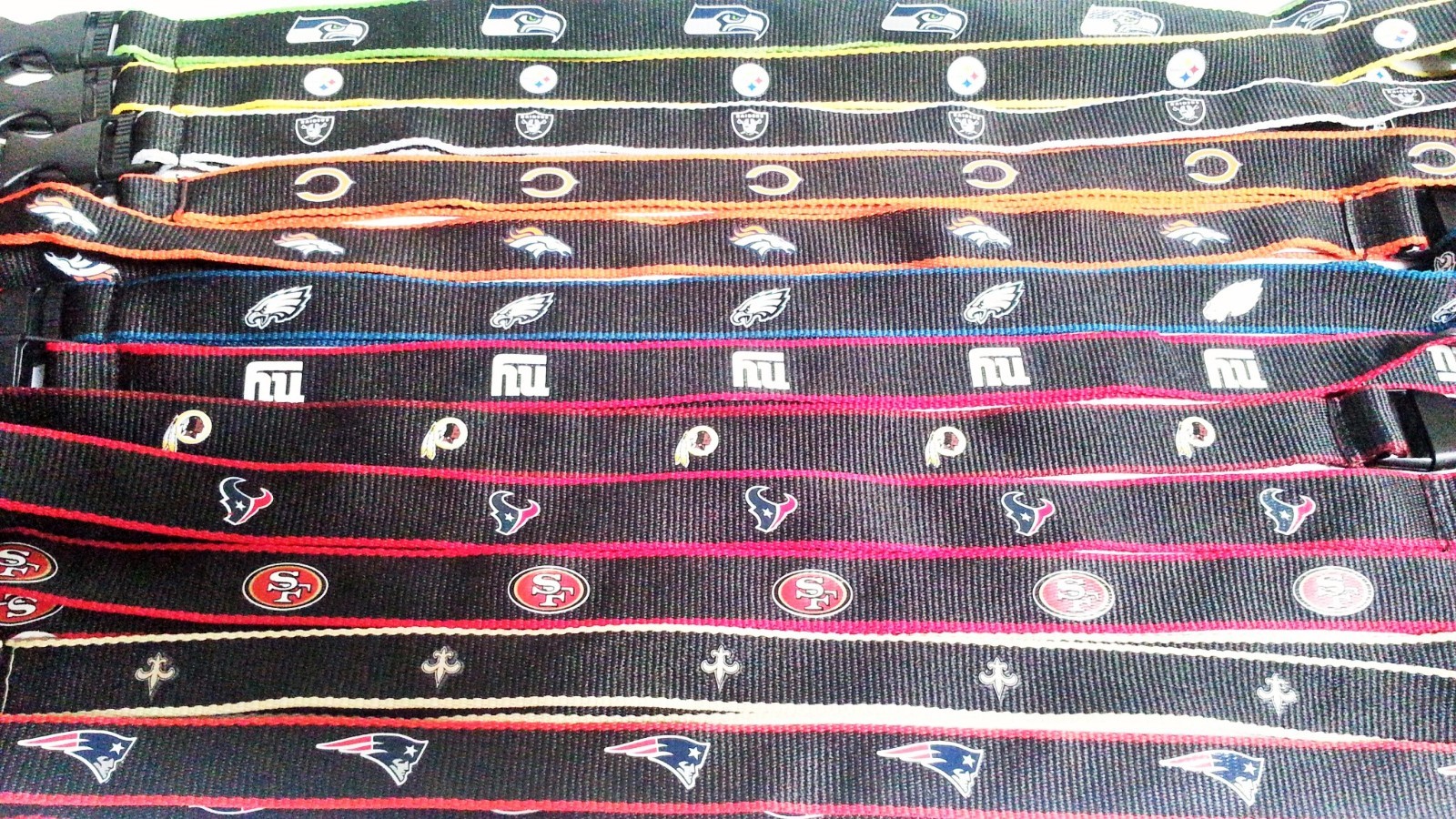 NFL Team Lanyard and Detachable Keychain Pick your Team | eBay