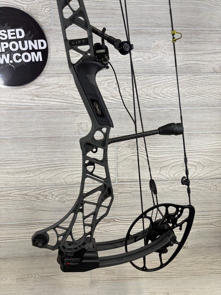 Used Mathews Lift X 29.5 Right Handed Shale with Mathews MX Rest | eBay