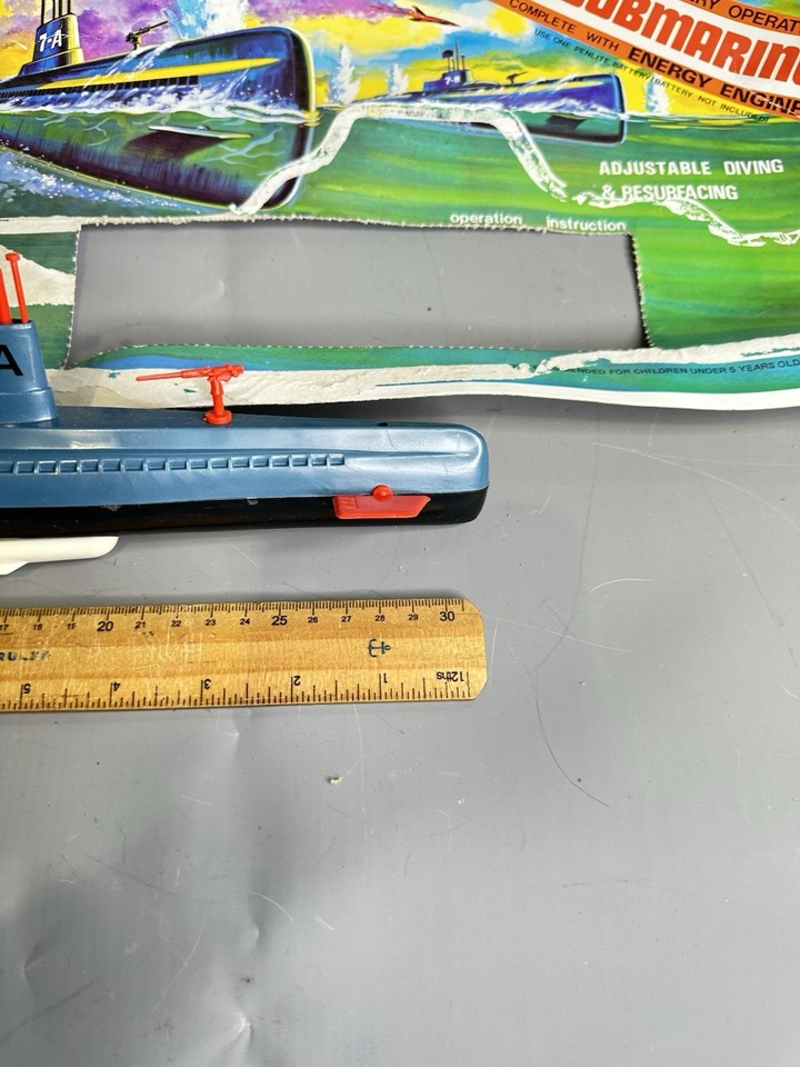Winning 7-A battery operated submarine. With Packaging Unused Vintage ...