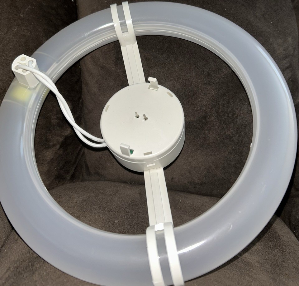 Replacement For VIVA GREEN LIGHTING TC55W 2700K CRI 82 G10Q Light Bulb ...