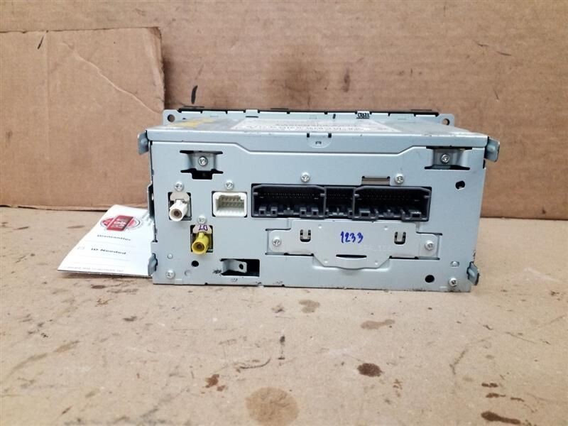 2010-2012 Dodge Caliber Radio AM/FM Satellite DVD Player Receiver ID ...