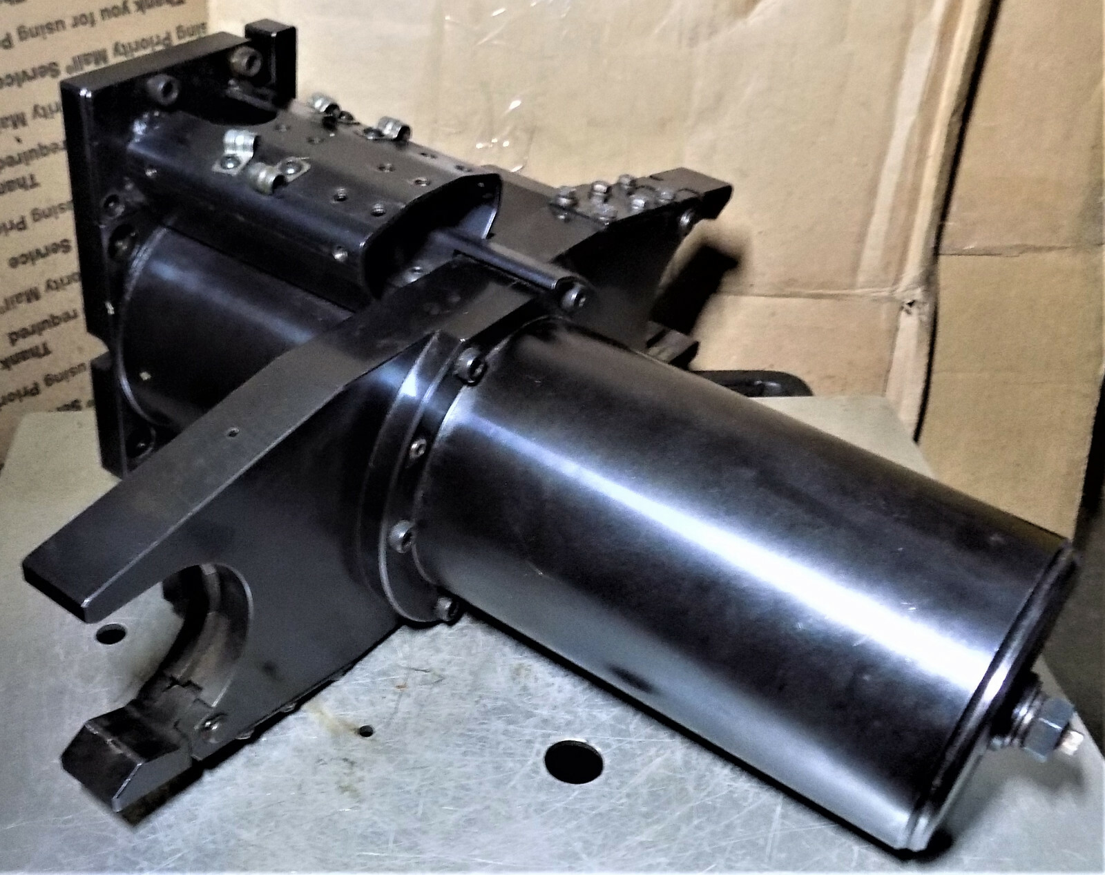 CAT40 ATC Automatic Tool Change Arm From MATSUURA CNC Milling Machine ...