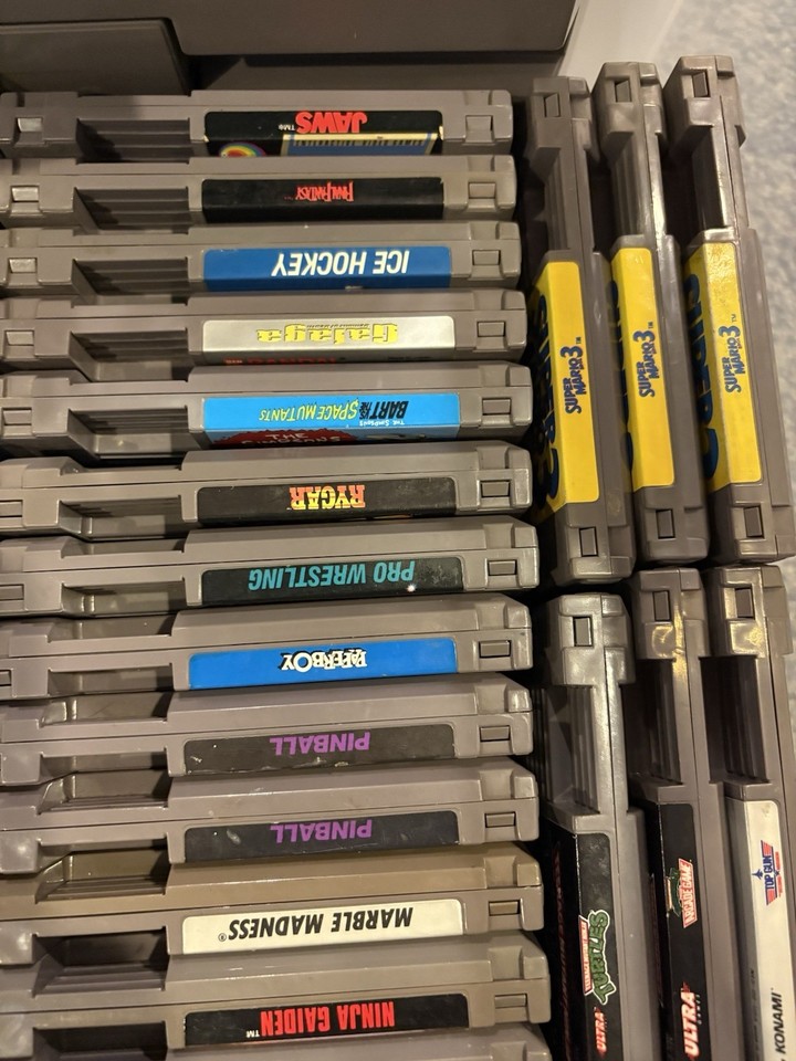 Huge Vintage Nintendo Entertainment System Lot 4 game Consoles 57 games ...