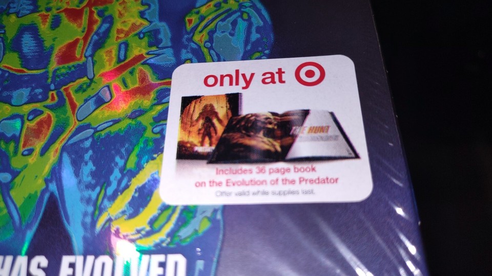 The Predator Blu-Ray *NO DVD* Target Exclusive w/36 Page Book READ ...