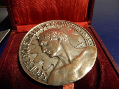 MEDAILLE BRONZE SOCIÉTÉ INDUSTRIELLE ET COMMERCIALE DE L'AISNE SIGNEE"R ...