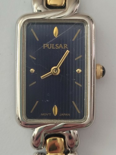 Vintage Pulsar Women's Quartz Watch. #1N00-X231. Scratches. Needs ...