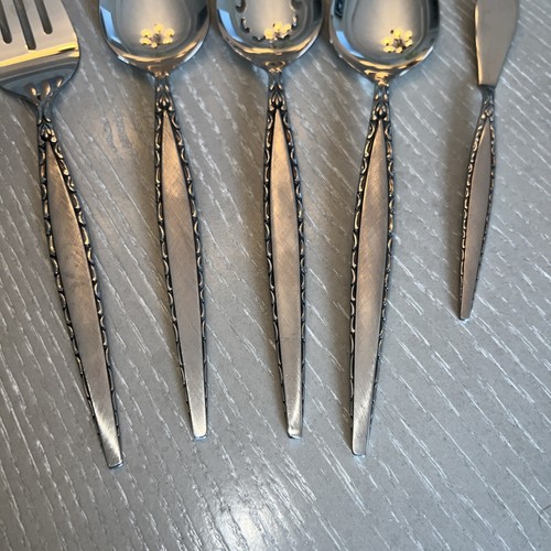 Set Of 45 Oneida Community Stainless Flatware | eBay