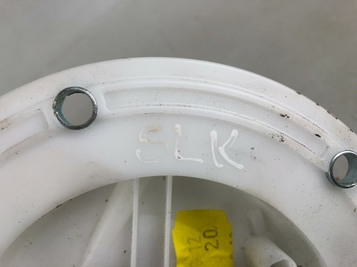 Mercedes Benz R172 Petrol Fuel Tank Supply Distribution Power Pump ...