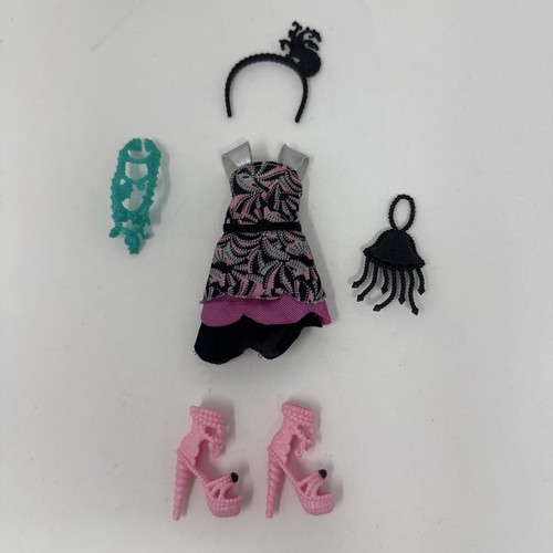 Monster High Lagoona Blue Frights Camera Action OUTFIT ONLY NO DOLL | eBay
