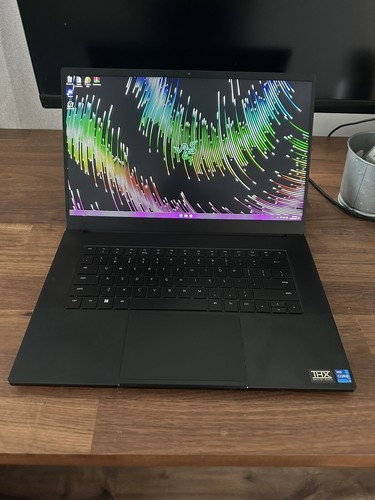 Razer Blade 15 2023 240Hz 2K 2.5 GHz i7-13800H 16GB 1TB SSD RTX 4060 ...