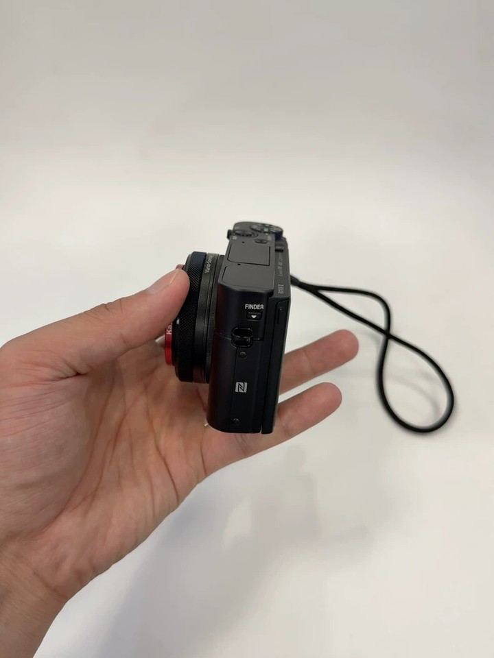 Sony Cyber-shot RX100 V RX100M5 Digital Camera 20.1MP with Flip Screen ...