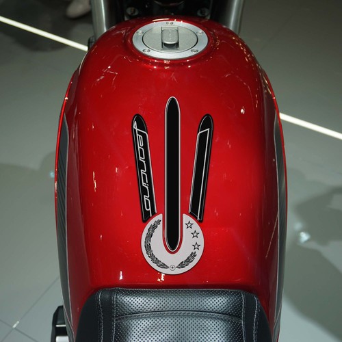 Tank resin gel 3D protection motorcycle compatible with Benelli ...