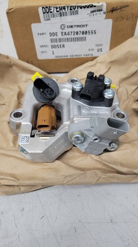 New OEM Detroit Diesel Dosing Unit DDE-EA4720700555 | eBay