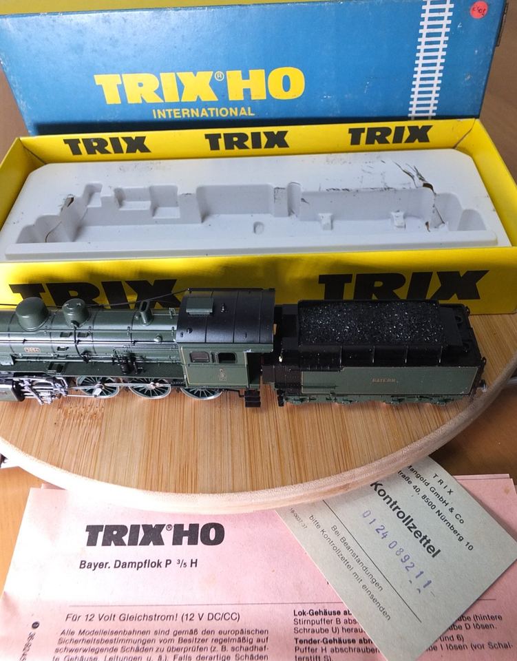 Trix 52 2408 00 HO gauge Bavarian P3/5 steam locomotive in green livery ...