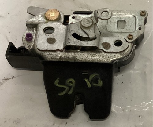 98-05 LEXUS GS300 GS400 GS430 REAR TRUNK DECK LID LOCK LATCH GENUINE ...