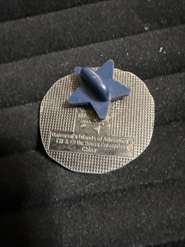 Dr. Seuss Disney Pin Universal Studios Cartoon Book Rare HTF Thing 1 ...