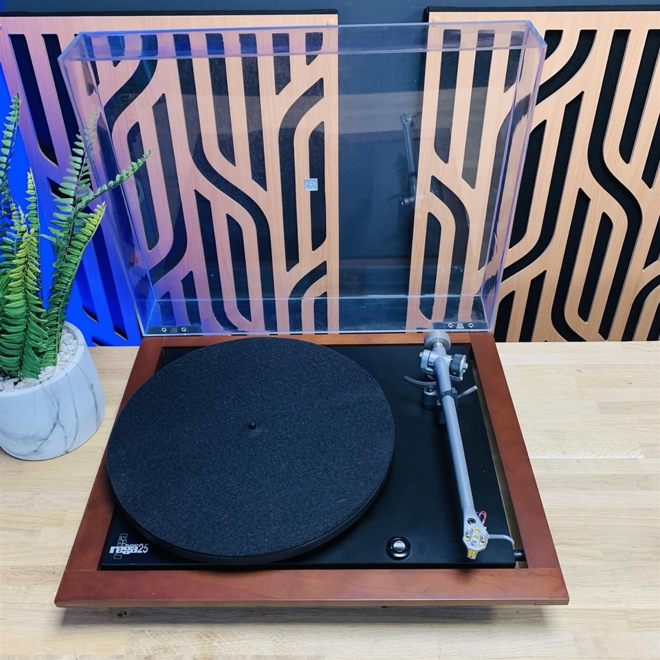 Rega Planar P25 Turntable With Rega Planer Exact Cartridge inc Warranty ...
