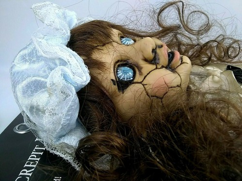 Decrepit Spooky Doll Voice Animated Talking Spirit Halloween Creepy ...