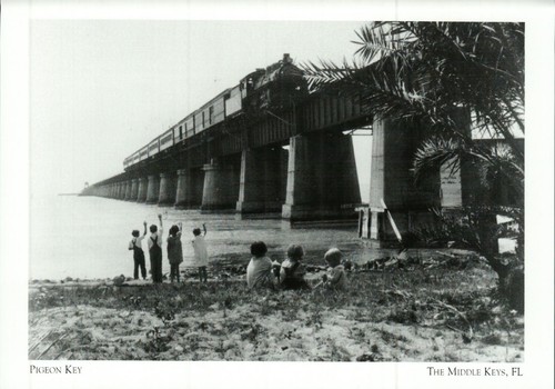 *Florida Postcard-"Children Wave @ Train on Pigeon Key" *Middle Keys ...