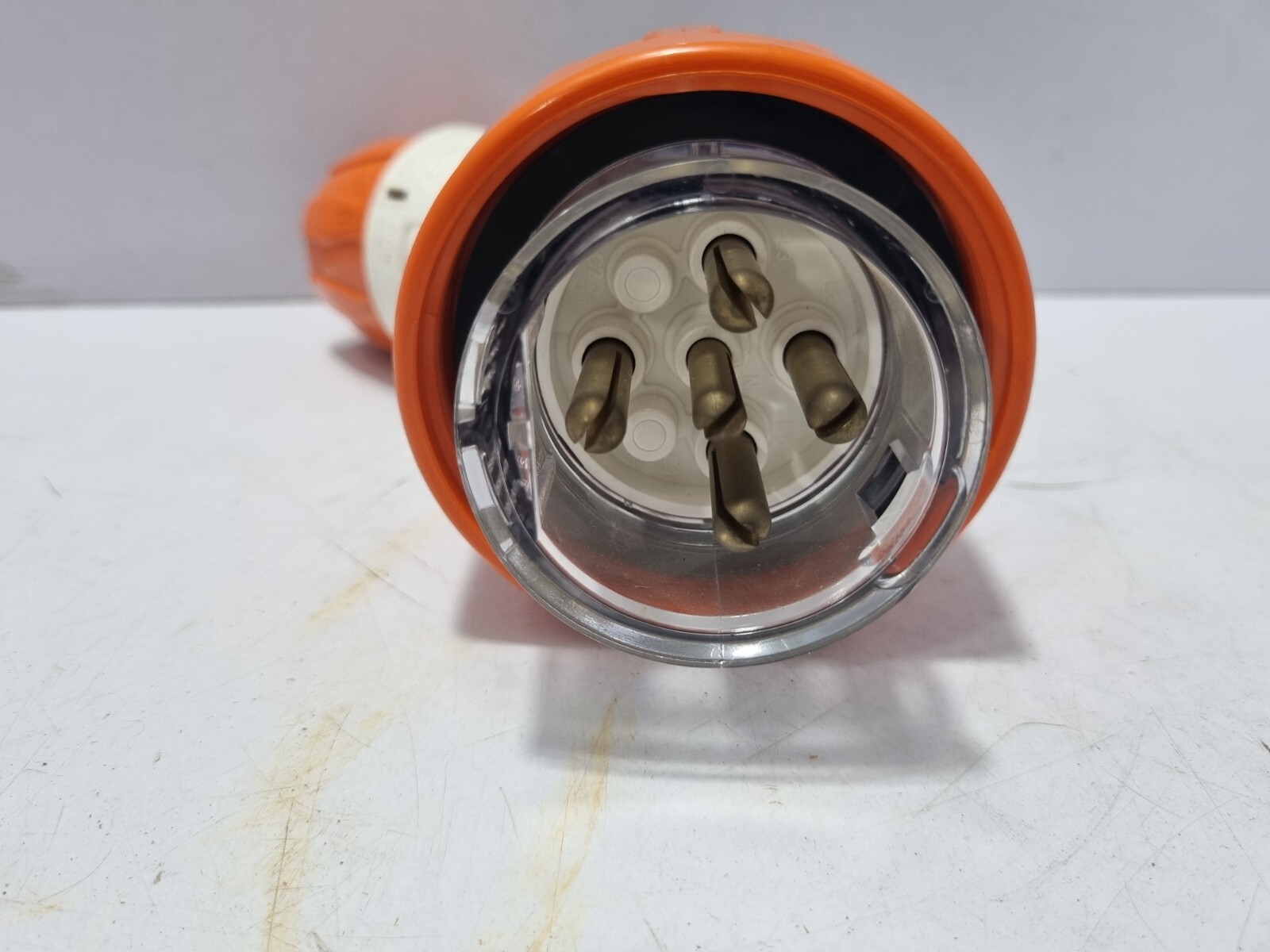 1x Clipsal 56PA520 Angled Plug 3 Phase 5 Round Pin 20a 500vac for sale ...