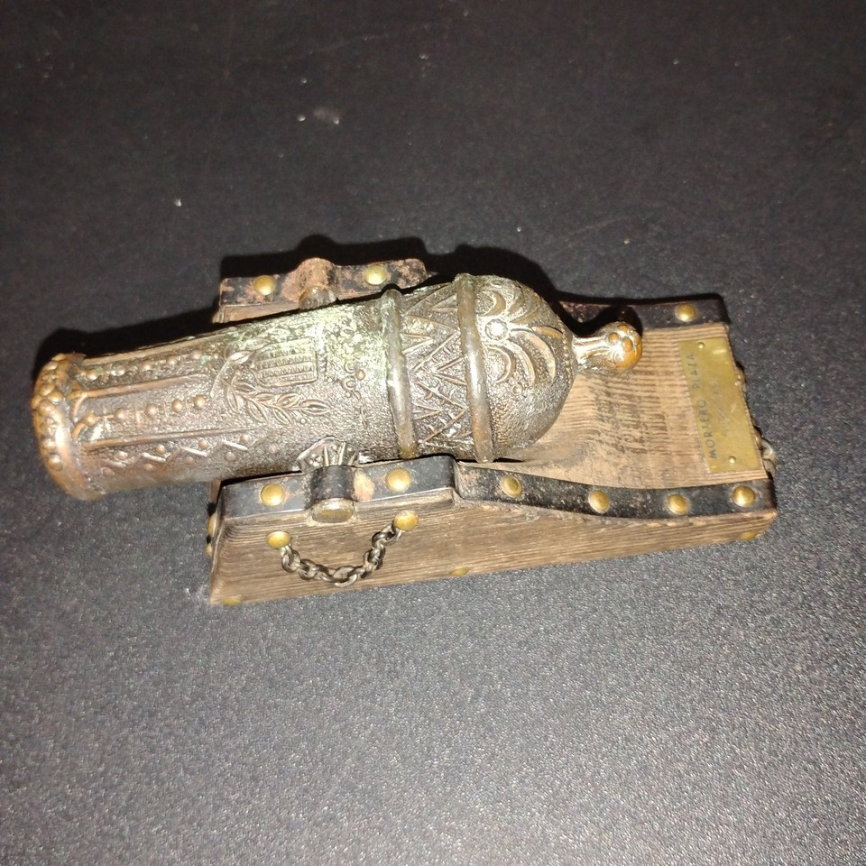 Old Antique Solid BRASS gun cannon metal wood war canon-16th Century-w ...