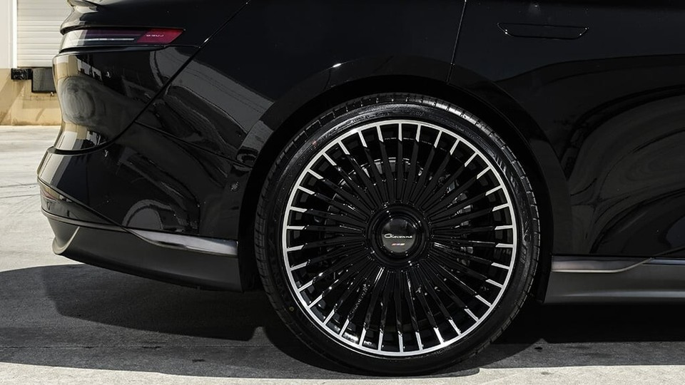 24" Giovanna Tulum Gloss Black Machine Tips with Tires 5X5 Chevy Range ...