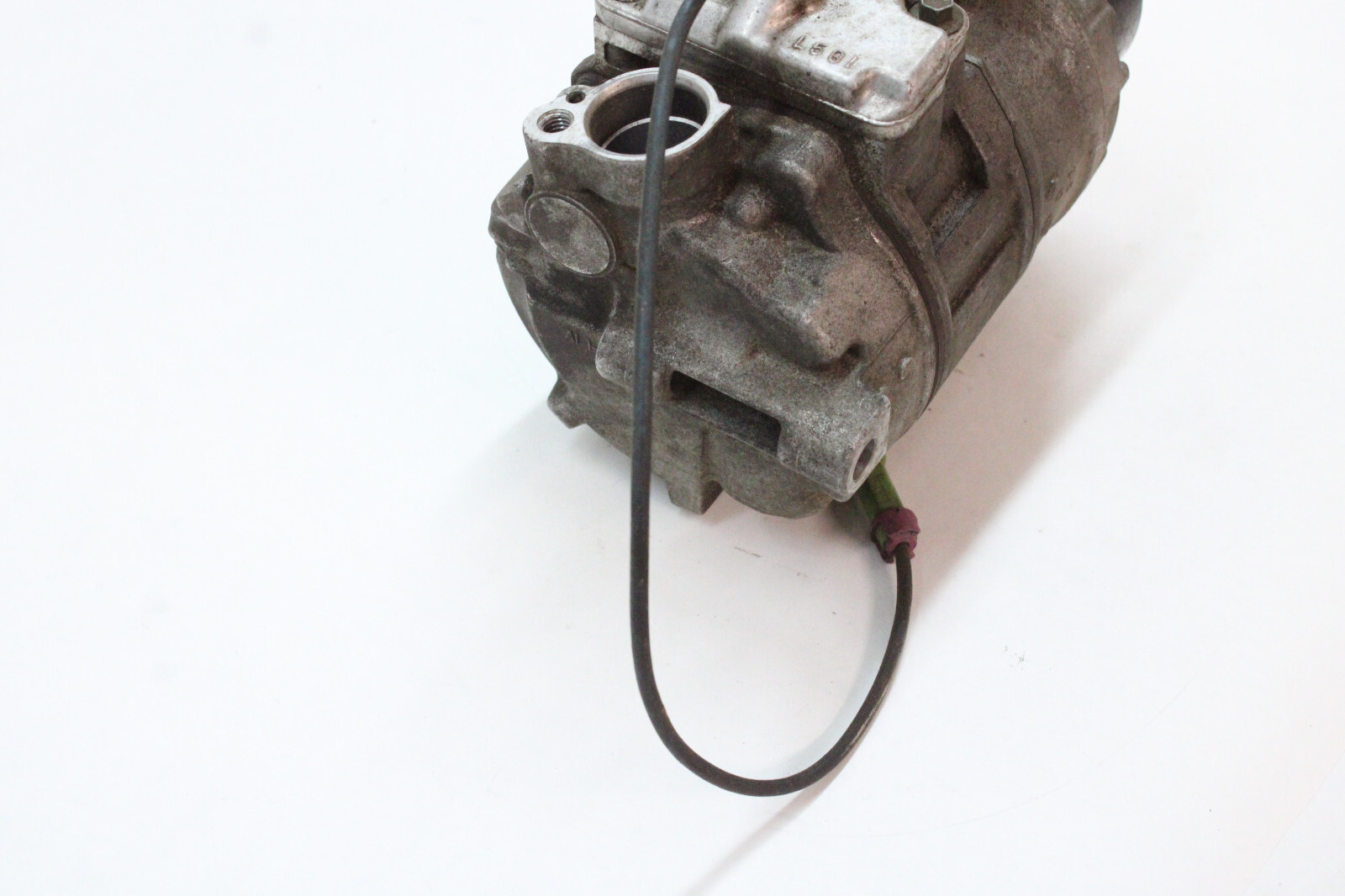 2002 AUDI ALLROAD A/C COMPRESSOR 4B0 260 805B OEM 96 97 98 99 00 01 02 ...