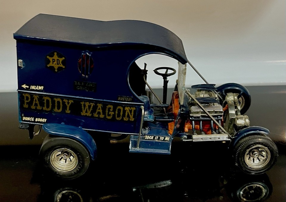 🏁 Built Model Kit Vintage Revell-Monogram Tom Daniel's Paddy Wagon 1/24 ...