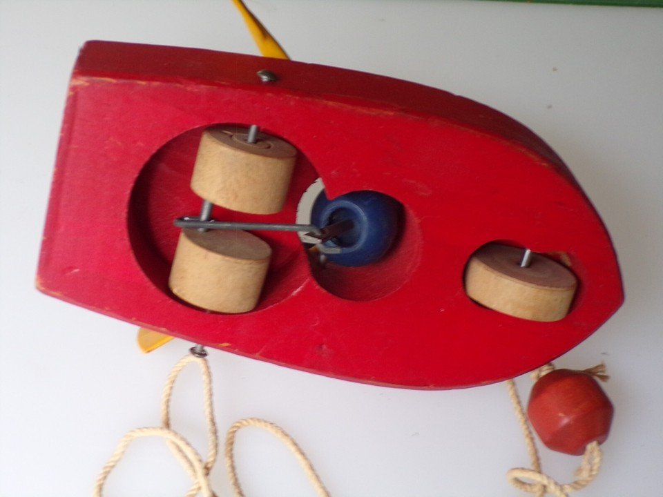 FISHER PRICE WOOD ROWBOAT STRING PULL TOY #730 | eBay