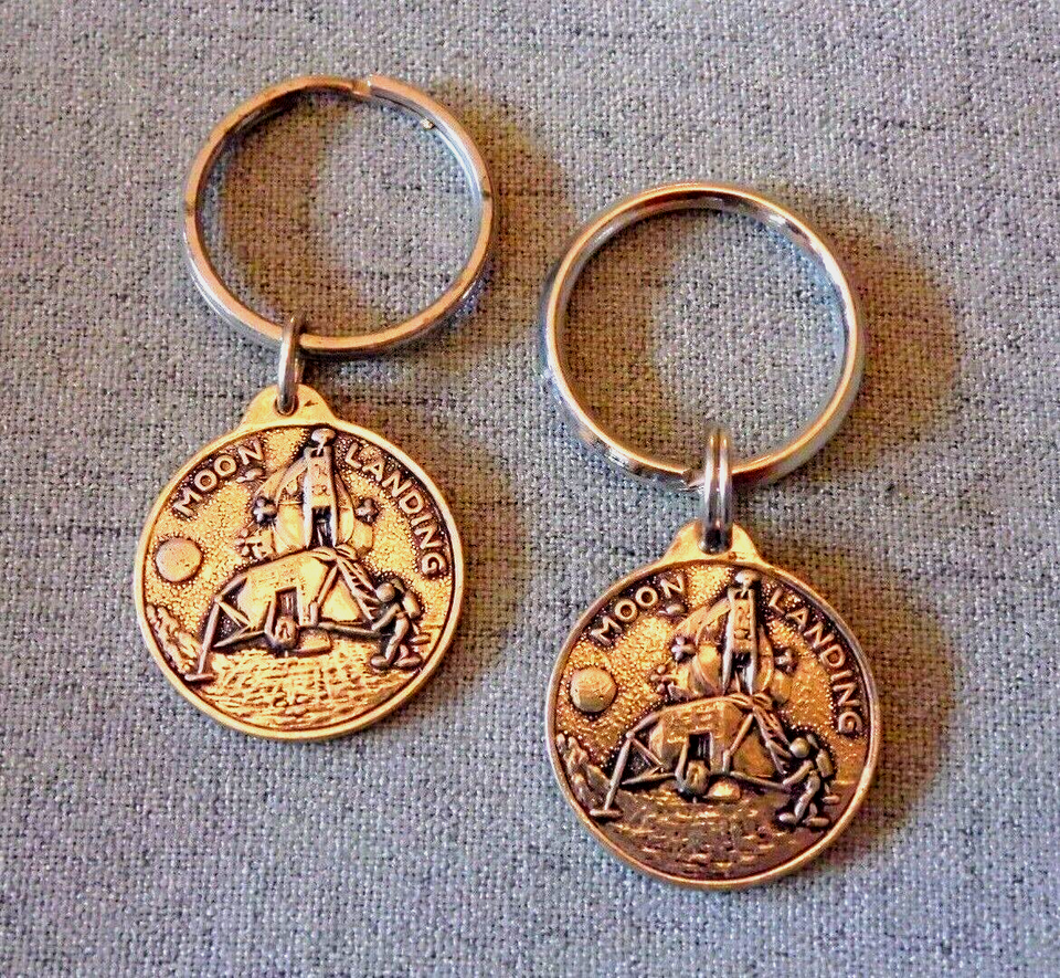 LOT 2 Vintage Keychain Apollo 11 '69 Moon Landing Astronauts Names Ring ...