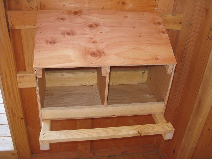 The Rhode Island Red Eye Saloon chicken coop, emailed version only | eBay