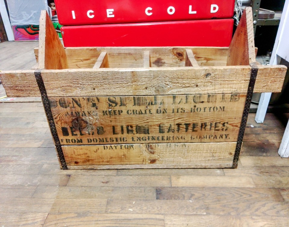 Antique Wood Automotive Advertising Crate Vintage Delco Light Batteries ...