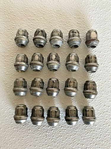 2015 Dodge Journey Lug Nuts Set of 20 OEM | eBay