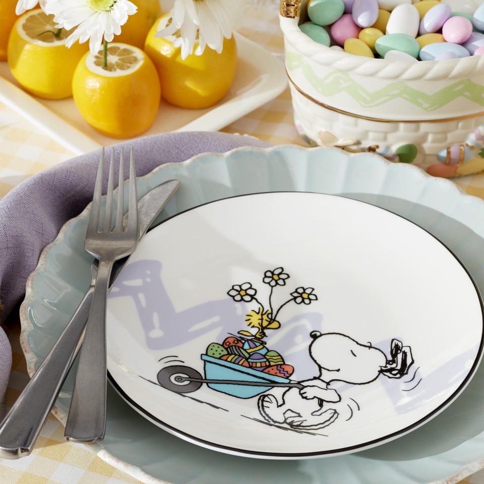 Lenox 895684 Peanuts Easter Snoopy 4-Piece Accent Plates Set Spring ...