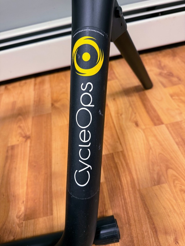 CycleOps MAG Bike Trainer Magnetic Resistance Indoor Cycling - Exc ...