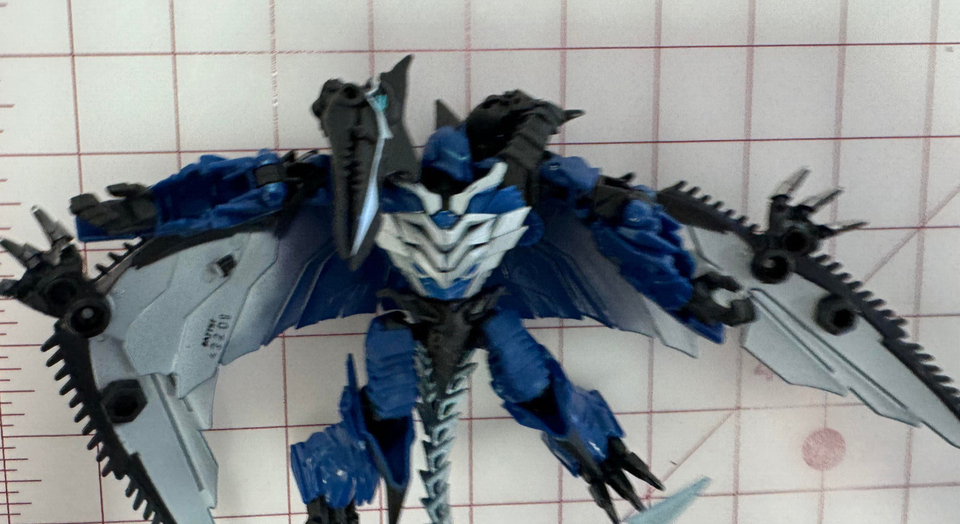Transformers Age of Extinction Generations Deluxe Class Dark Blue ...