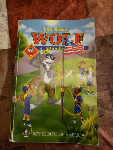 BSA Boy Scout Wolf Cub Scout Handbook Book 2012 | eBay