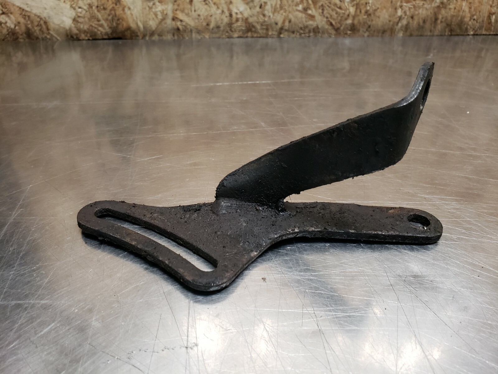 1985-1995 Toyota Pickup 4Runner Upper Alternator Mount Bracket 22R 22RE ...