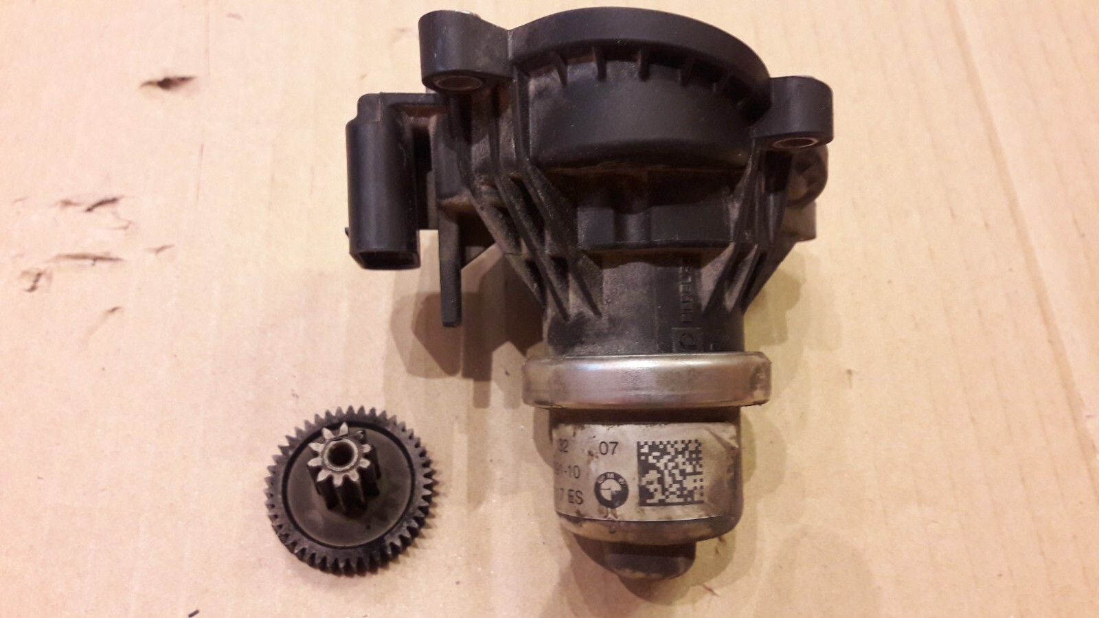 8513132 11718513132 25620-WA020 used OEM BMW Mini Toyota EGR valve ...