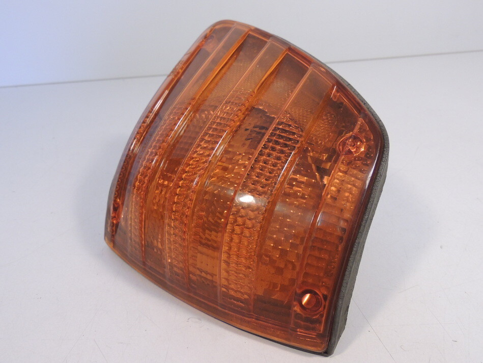 Mercedes Benz Side Marker Light Left 1981-1990 W116 280S 280SE 350SE ...