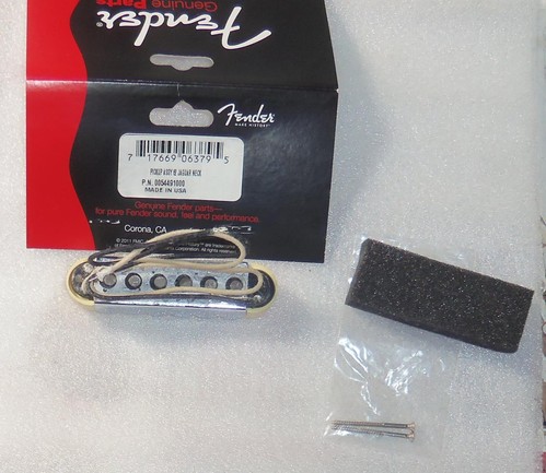 Fender® Mod Shop '62 Jaguar Neck Pickup~W/Screws/Spacer~USA~6.3k Ohms ...