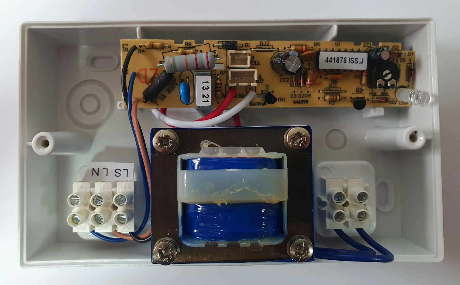 Manrose Transformer with Timer Low Voltage 12V SELV Extractor Fan ...