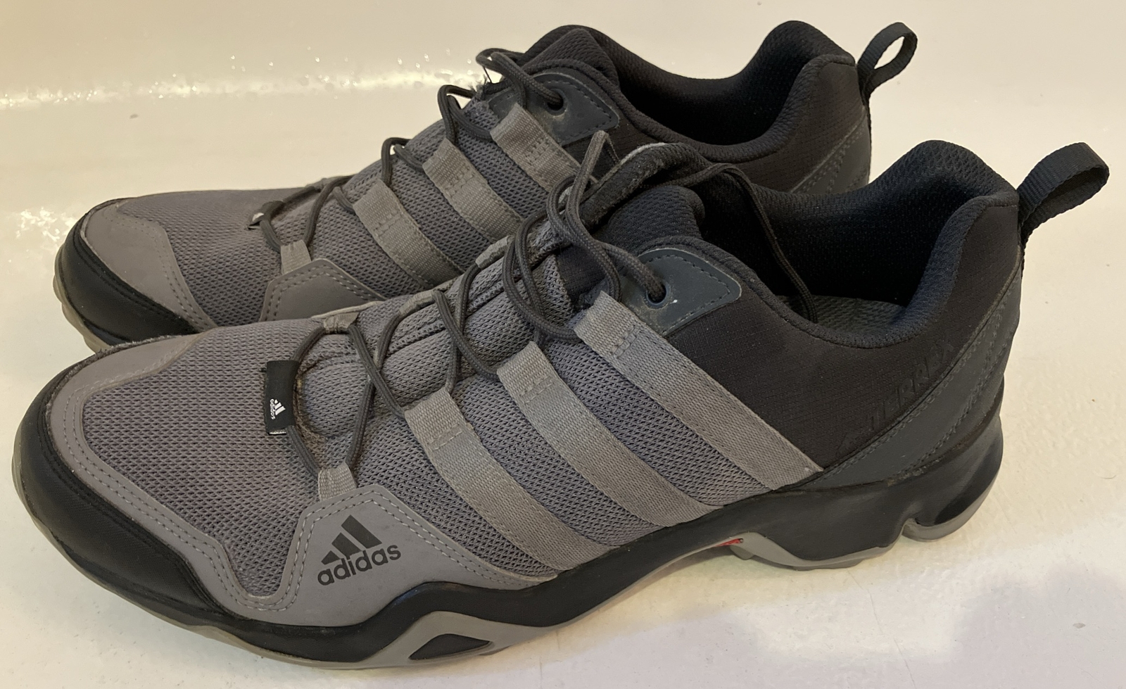 Adidas Terrex Traxion Hiking Trail Mens Shoes Size 12 Excellent ...