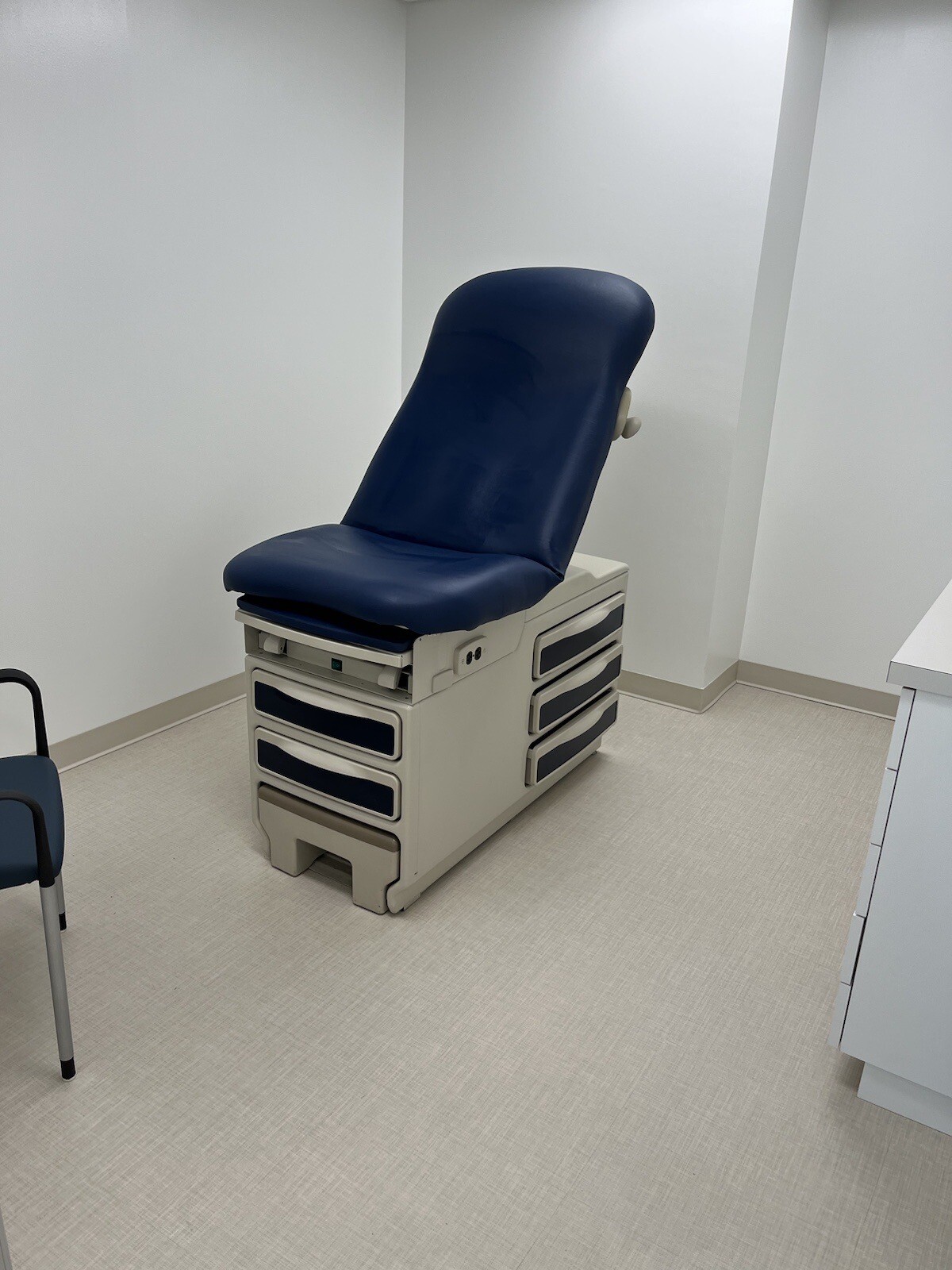 Midmark Ritter 204 Medical Exam Table Any Color Upholstery | eBay