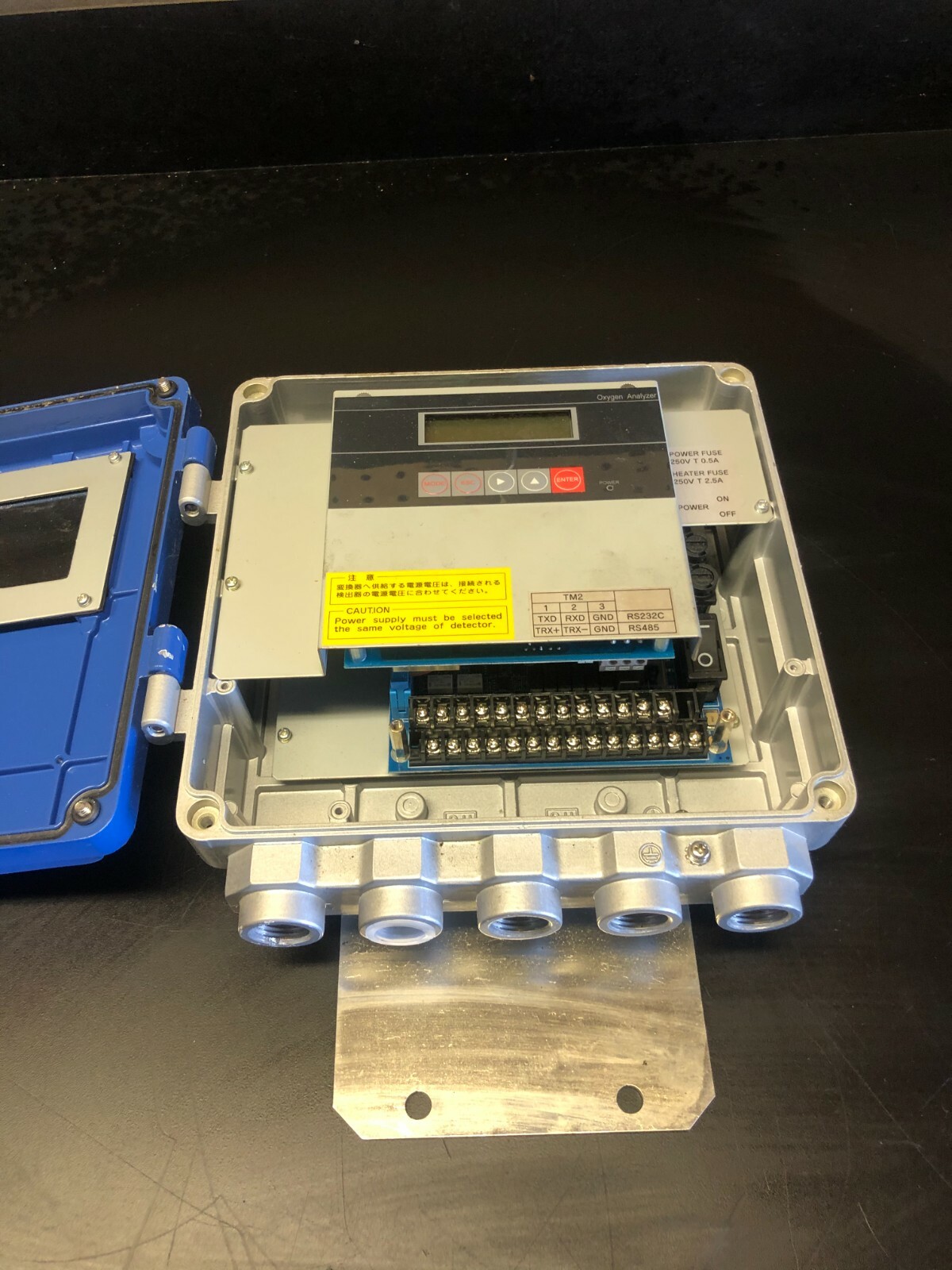 Cosa Instrument Oxygen Analyzer/Transmitter ZKM2B111-YEY6 110VAC | eBay