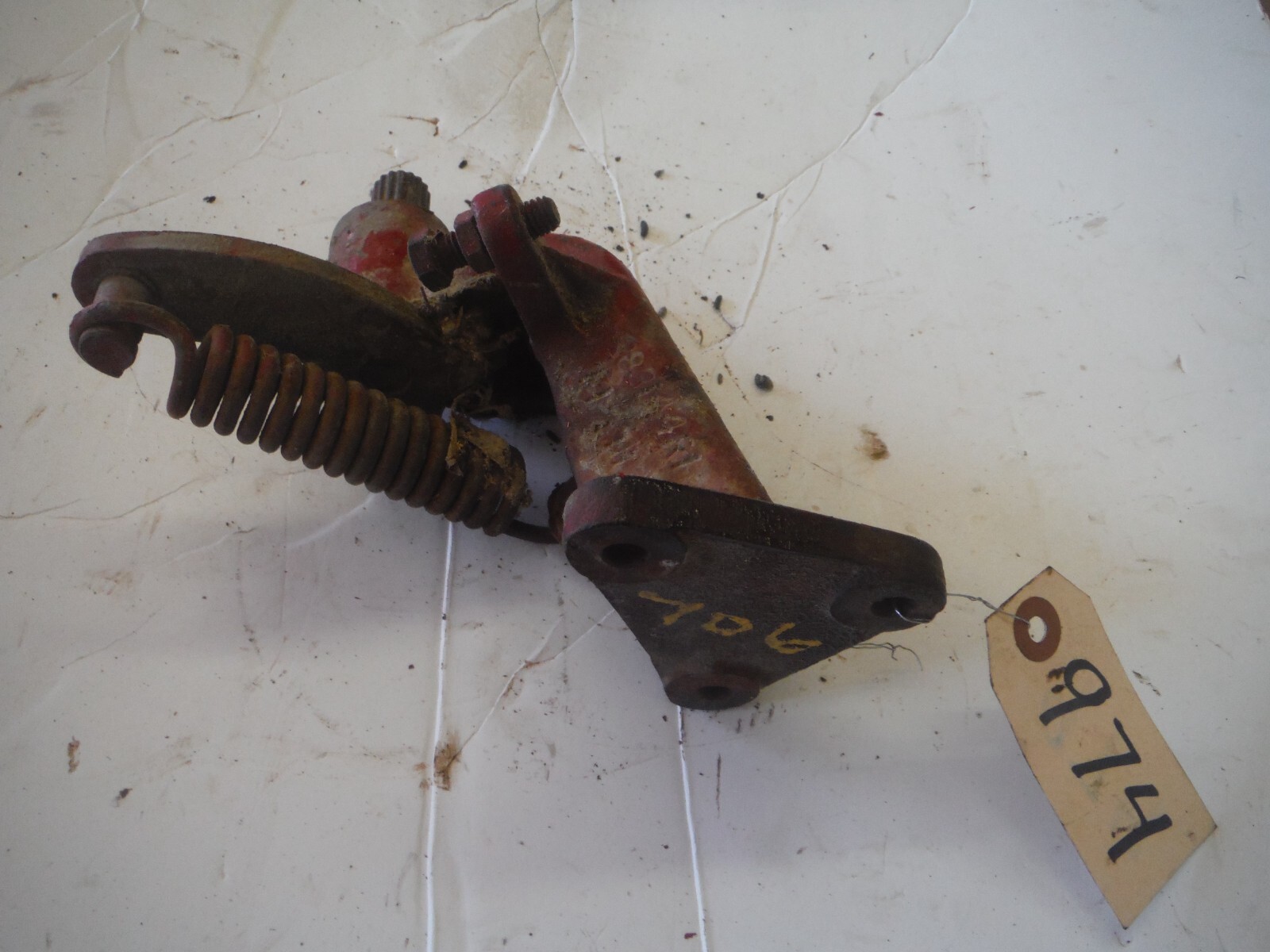 IH FARMALL 806,826,1206,856,1456 TA LEVER SUPPORT BRACKET (974) | eBay