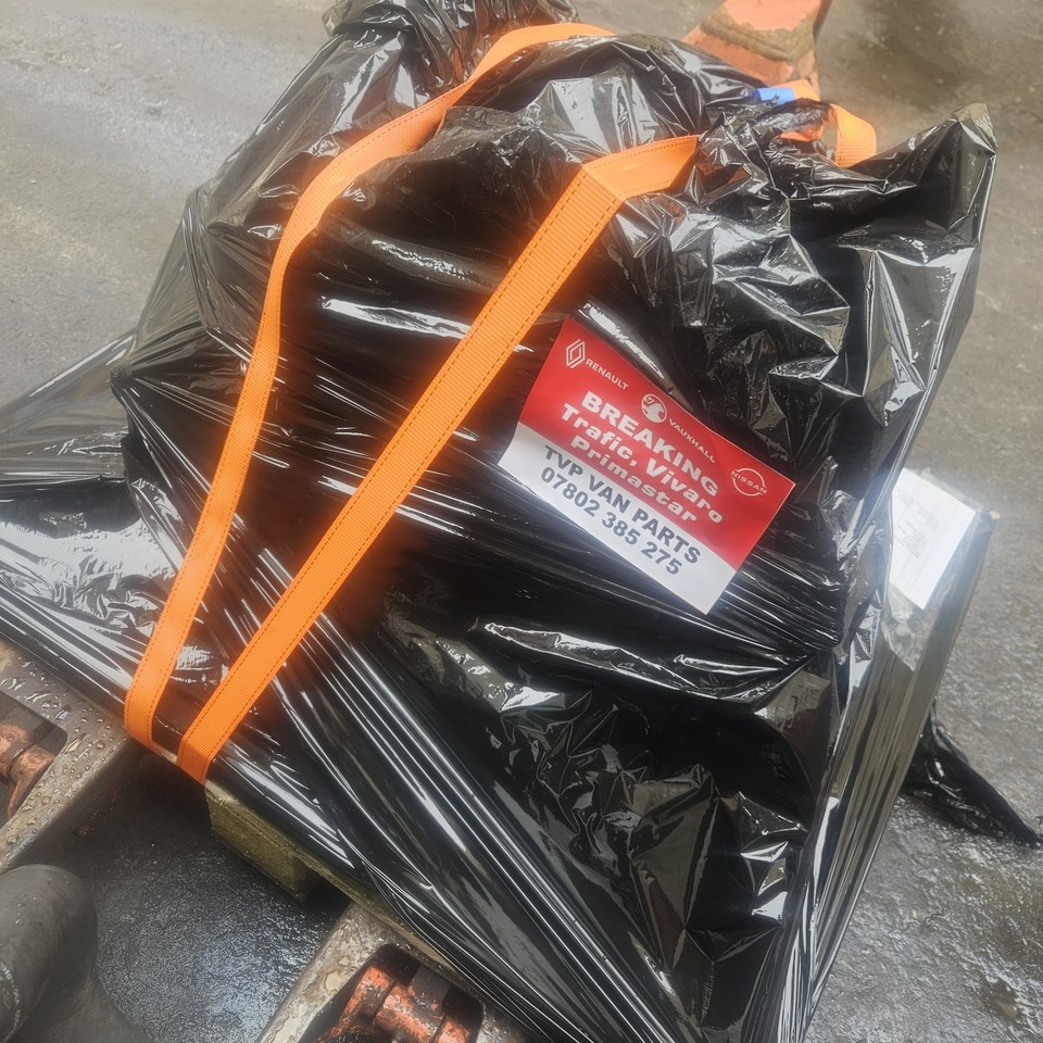 R9M ENGINES COMPLETE 408 413 450 452 VAUXHALL VIVARO RENAULT TRAFIC ...