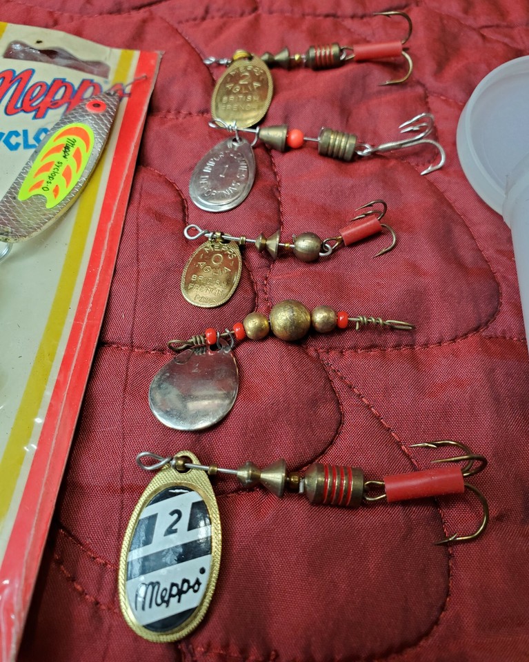 Vintage Mepps Syclops #3 Chartreuse New & 5 Spinner Fishing Lures Hooks ...