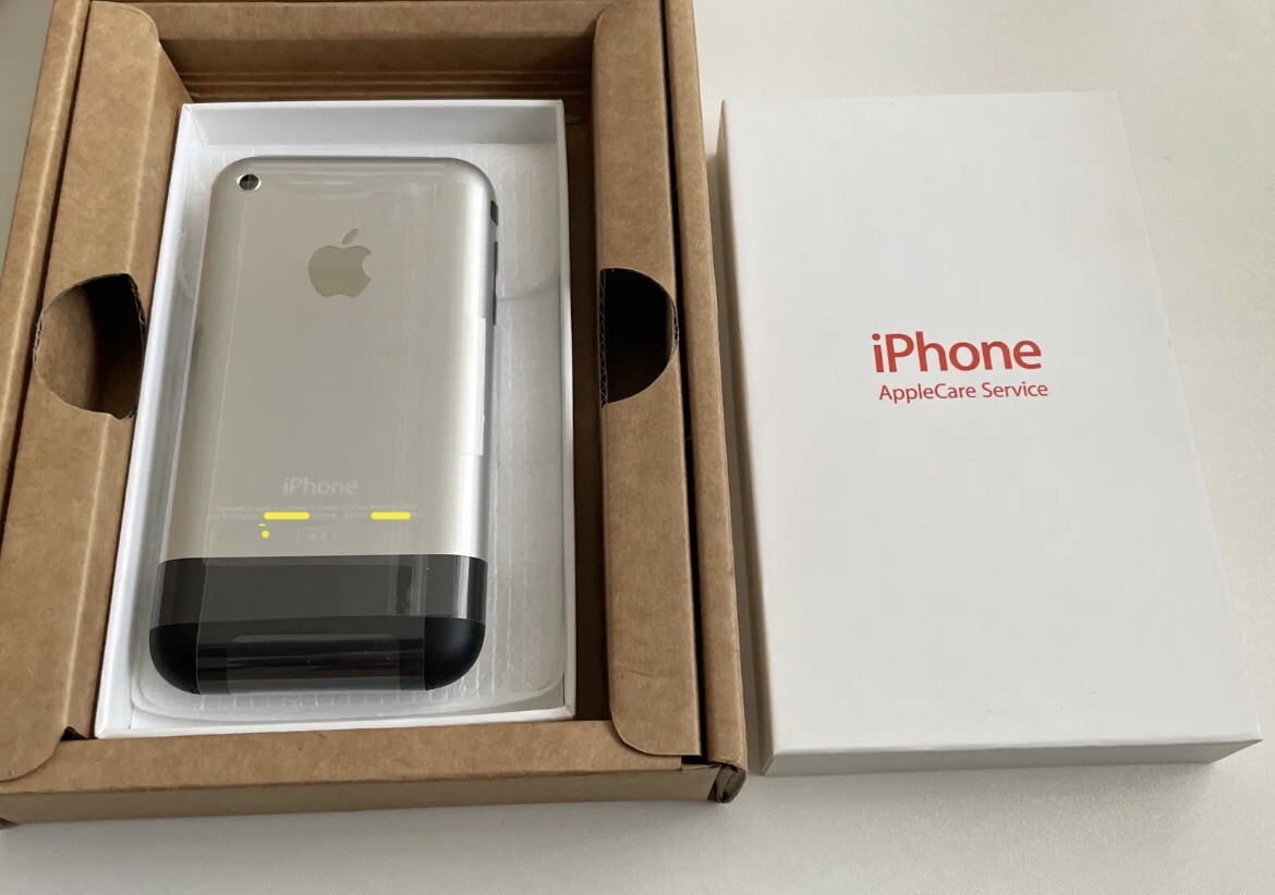 Old Stock Apple Iphone 2g 8gb 1st Generation 2007 Model IPhone 1 In