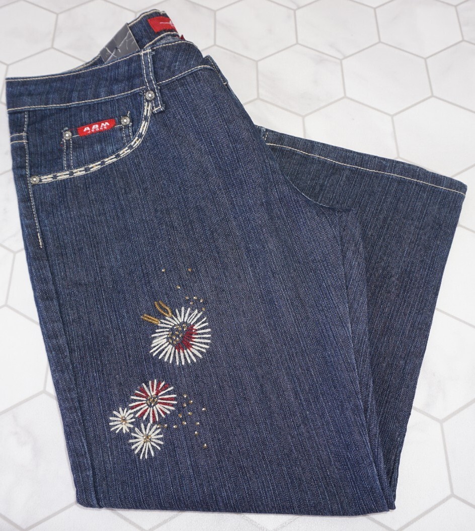ABM Jeans Womens Junior Size 11 Dark Blue Denim Embroidered Capri Pants ...